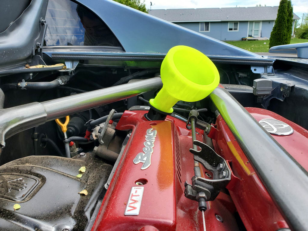 Fancy Speed Pour Oil Funnel (Toyota / Lexus) – AutoExtrude