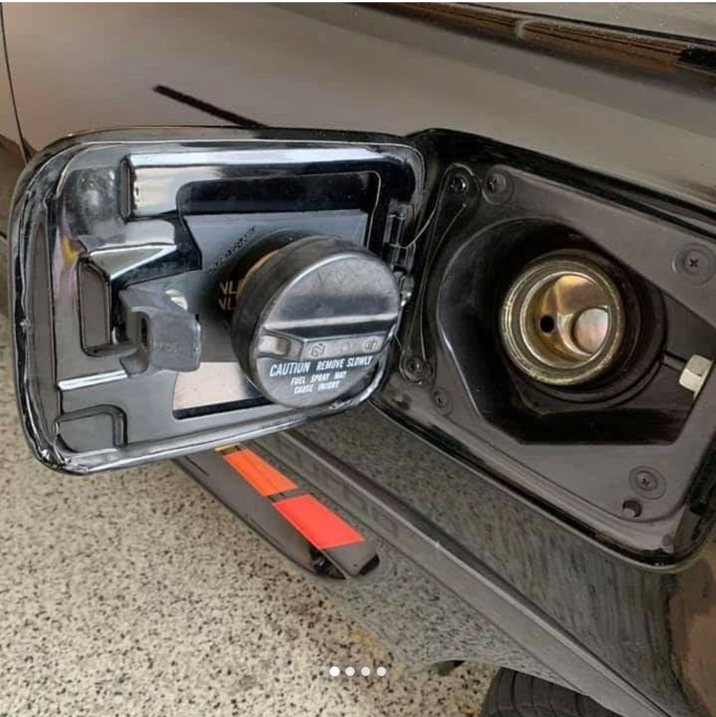 MR2 (SW20) - Gas "Hole" Cap Hanger – AutoExtrude